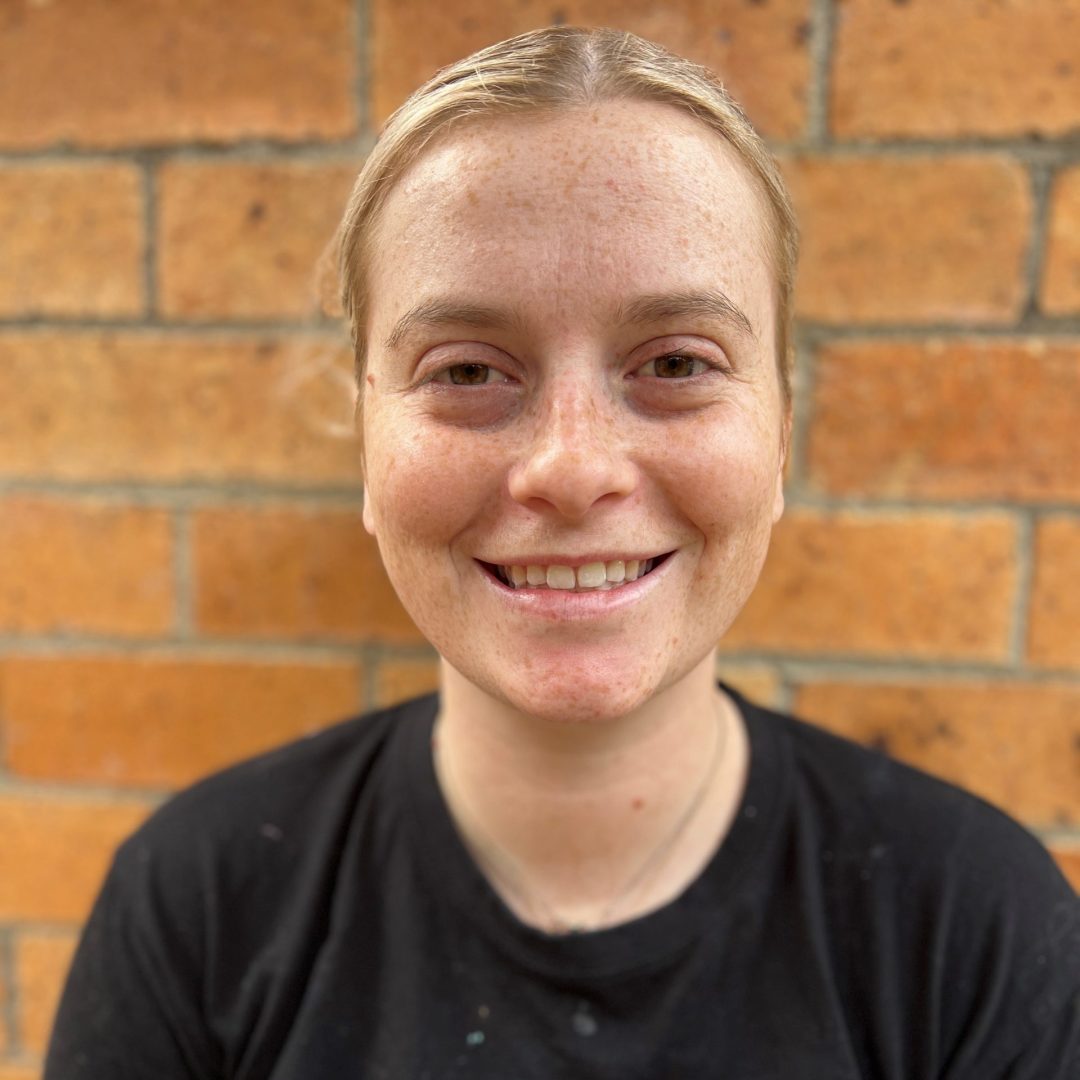 Grey St - Growing Wings